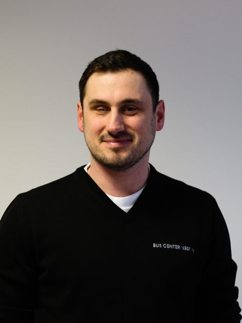 Om os | Buscenter Vest